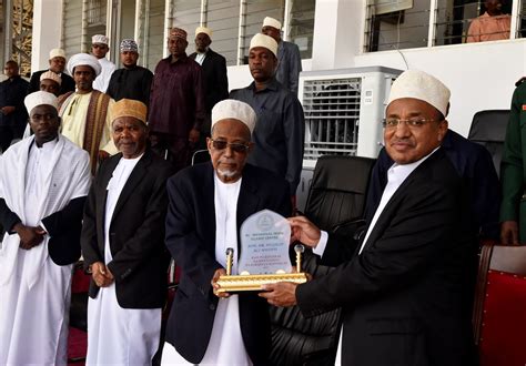 RAIS DK MWINYI AHUDHURIA MASHINDANO YA YA FAINALI YA KUHIFADHI QURAN KWA NCHI ZA AFRIKA