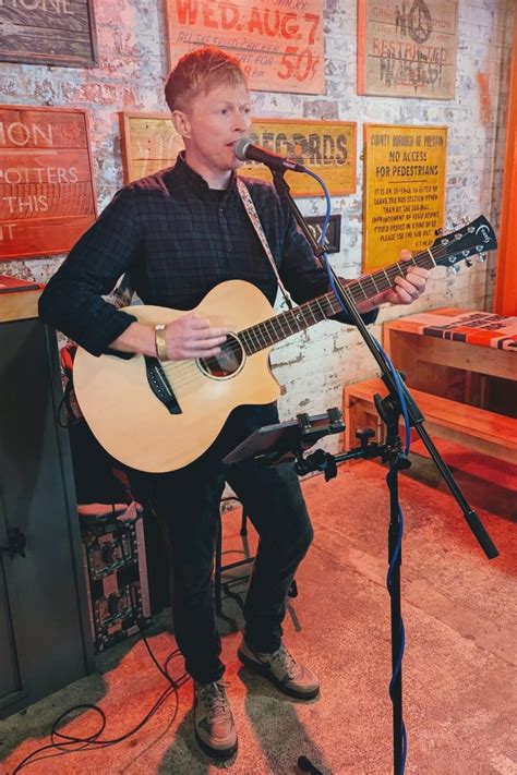 Lee Richards Acoustic Set At Chews Yard Blog Preston