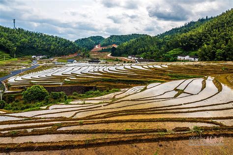 中国新添四世界灌溉工程遗产，位于蜀苏浙赣四省 10月6日，2022年（第九批）世界灌溉工程遗产名录公布，中国四川省通济堰、江苏省兴化垛田、浙江