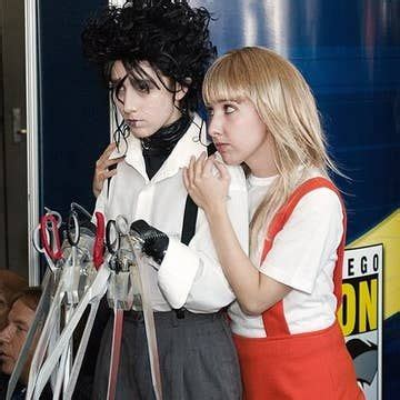 25 Chilling Tim Burton Costumes You Should Try This Halloween Artofit