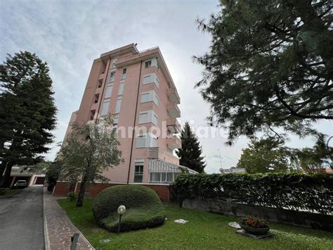 Vendita Appartamento Gallarate Trilocale In Via Enrico Fermi 2 Buono