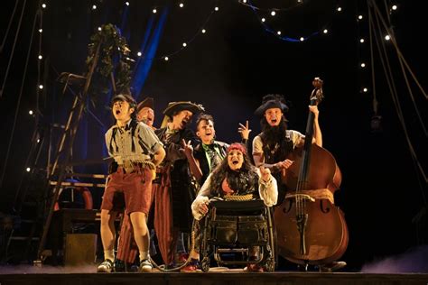 The Girls Of Slender Means Royal Lyceum Theatre Edinburgh Review