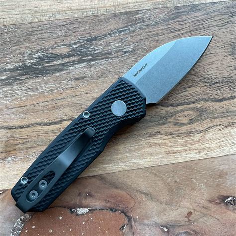 Pro Tech Runt 5 Wharncliffe Textured Black Handle Stonewash Magnacut