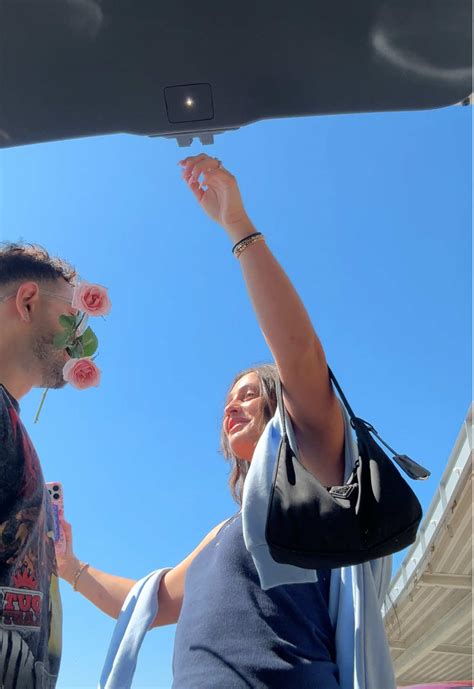 Surprising Kaitlin Reagan At The Airport Tiktok