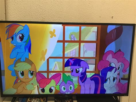 Ponies Looking Scared By Hubfanlover678 On Deviantart