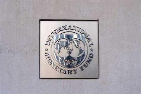 Imf Lending Under The Resilience And Sustainability Trust An Initial