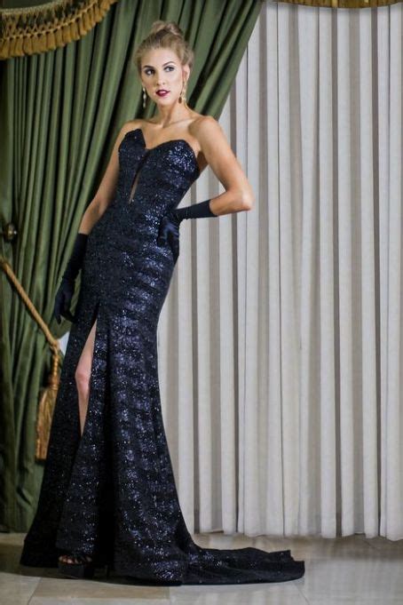 Anouk Eman Famousfix