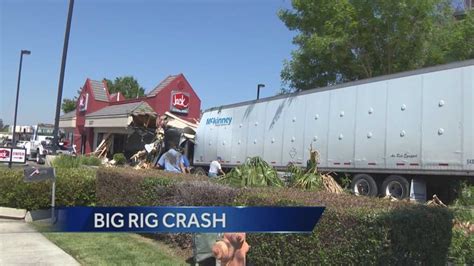 Big Rig Crashes Into Jack In The Box In Ceres