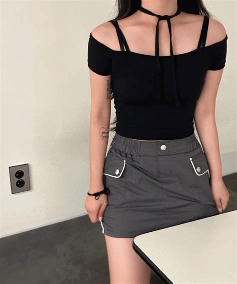 국내제작 반팔티 기본티 발레코어 오프숄더 홀터 반팔티 슬림핏 스판 초커 리본티 에이블리