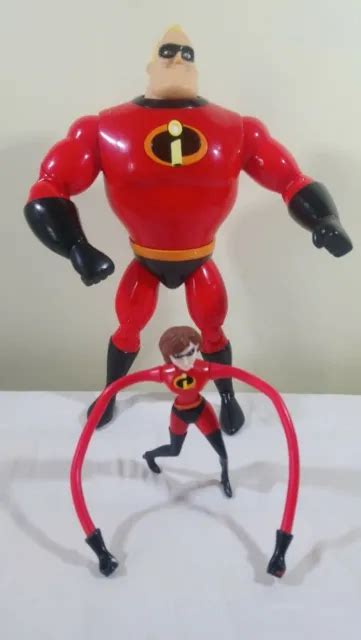 Disney Pixar Mrs Elastigirl 5” Mcdonalds Figure And Mr Incredible Sound