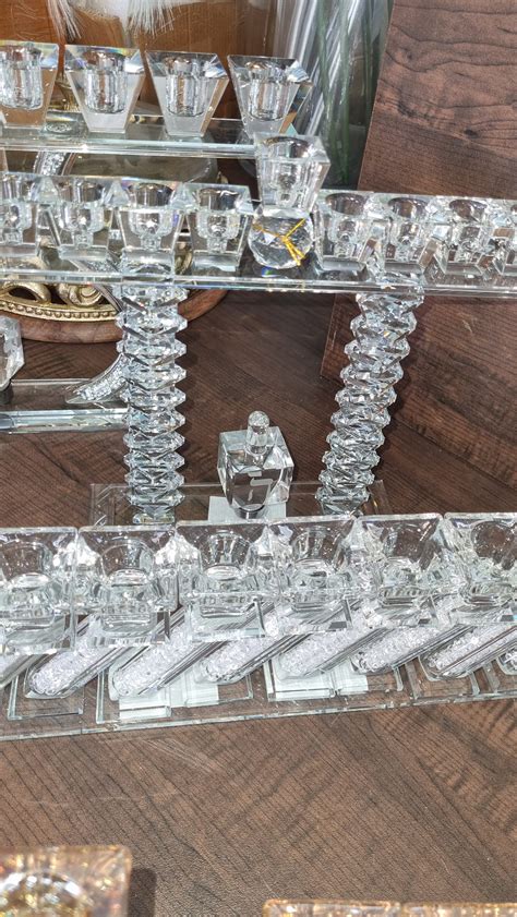 דיקלה קדושיים