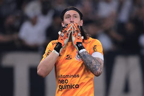 Cássio não quer ficar no Corinthians e já sabe onde deve jogar