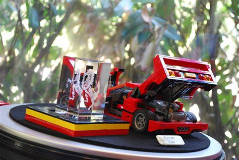 Ferrari Boxengasse Ferrari Modellauto Lego 1 10 In Rot Von Mitglied
