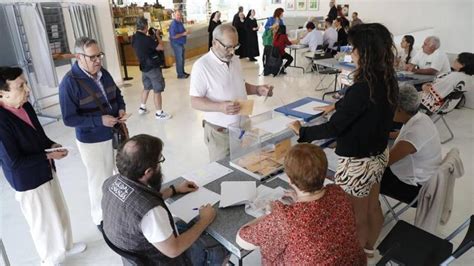 El PP Arrasa En La Capital Gallega El PSOE Pierde Apoyos Y Sumar Se Impone Al Bloque
