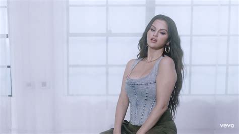 Selena Gomez X Calm Down