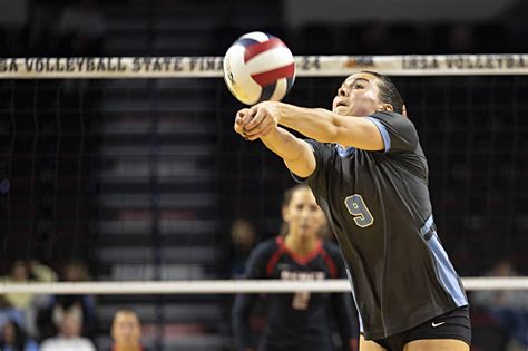 Girls Volleyball Player Of The Year Calli Kenny Carried Willowbrook To
