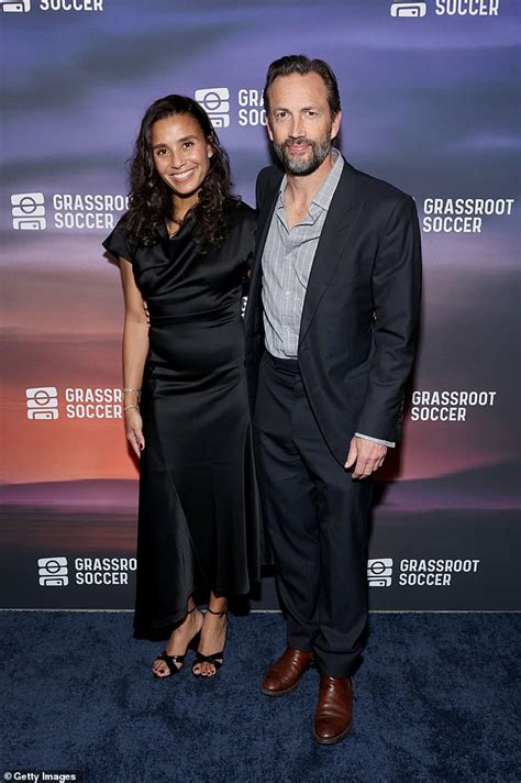 Tj Holmes And Amy Robachs Former Partners Andrew Shue And Marilee