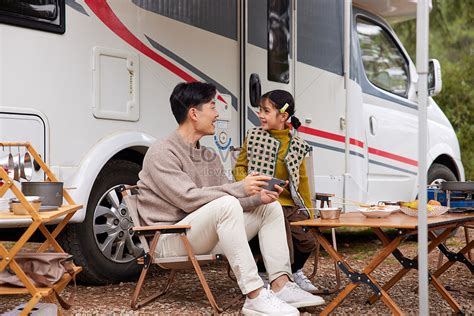 아버지와 딸 Rv 야외 캠핑 사진 무료 다운로드 Lovepik
