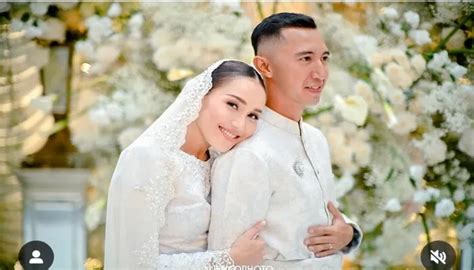 Tanggal Pernikahan Ayu Ting Ting Bikin Penasaran Warganet Esposid
