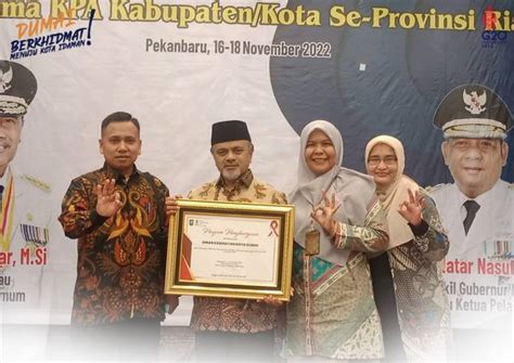 Kota Dumai Raih Penghargaan Pencegahan Dan Penanggulangan HIV AIDS