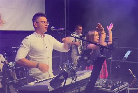 Massive Porwał Publiczność Tak Wygląda Koncert Zespołu Na żywo Disco