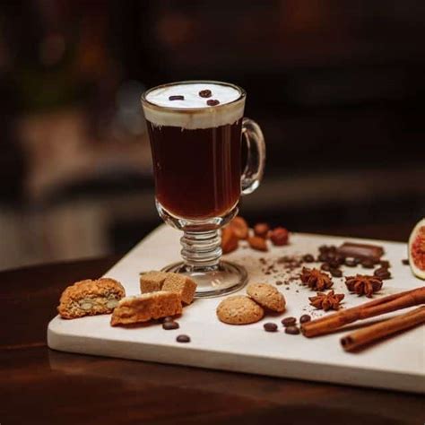 ᐈ Aprende a preparar un delicioso café irlandés en casa CaféSinMás