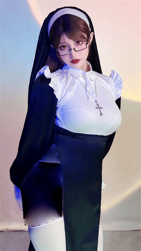 反派修女cosplay正片半框眼镜下的狡黠真的无敌了不能不爱 少女 版权 未来