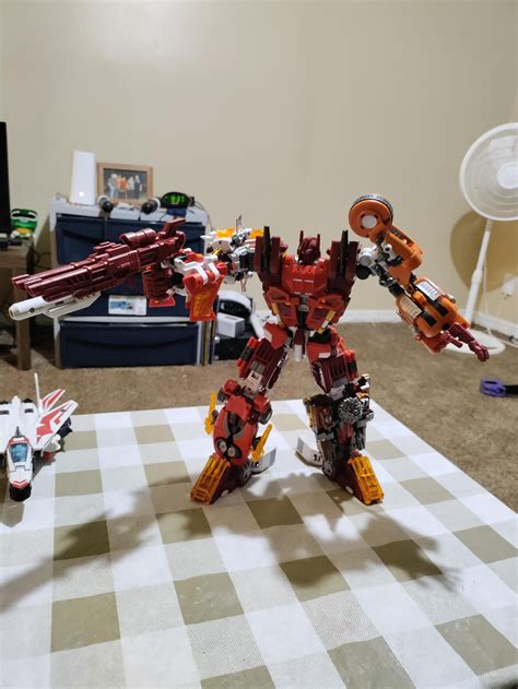 Maketoys Quantron Computron R Transformers