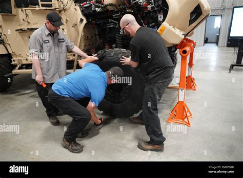 Babes In The JLTV Phase II Course Install A Tire Army Photo By Cheryl Phillips Stock Photo