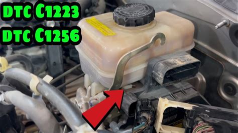 Toyota Fj Cruiser How To Fix Code C1223c1256 Faulty Abs Unit