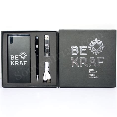 Gift Set Power Bank USB Pulpen Custom Untuk Souvenir Dengan Custom Logo Di Souvenir123 Com