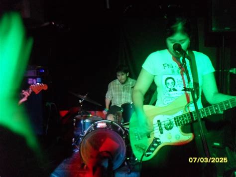 Llamitas Albums Songs Discography Biography And Listening Guide Rate Your Music