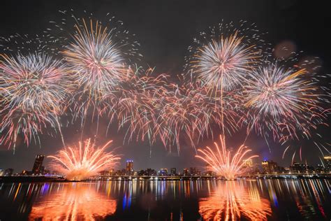 大稻埕夏日節810壓軸480秒七夕煙火！ 芒果醬、玖壹壹等13組超強卡司接力登場