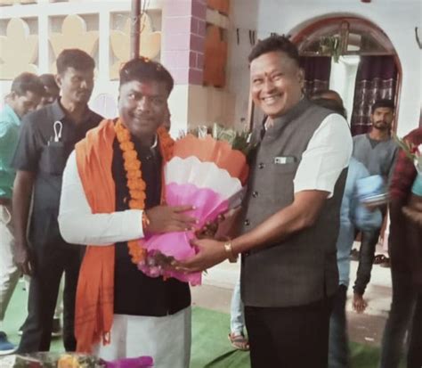 Bastar Honors Kedar Kashyap In Cabinet Venkat Expresses Joy
