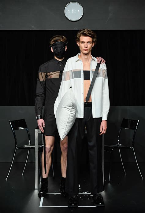 Dressedundressed Runway Fw19 Demi Demu