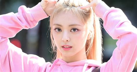 있지 유나 엔딩여신의 포즈[포토엔hd]
