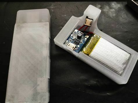 Free 3d File Raspberry Pi Zero Usb Dongle Case With Battery 💾・template To Download And 3d