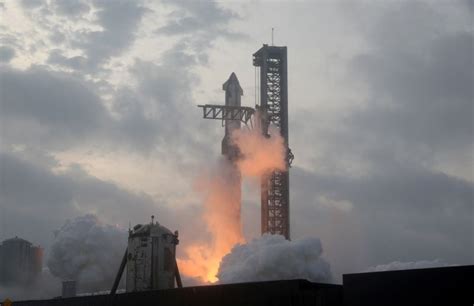 《路透》揭美「間諜衛星網路計畫」 五角大廈與spacex關係再掀討論 Taiwan News Mar 17 2024 1232