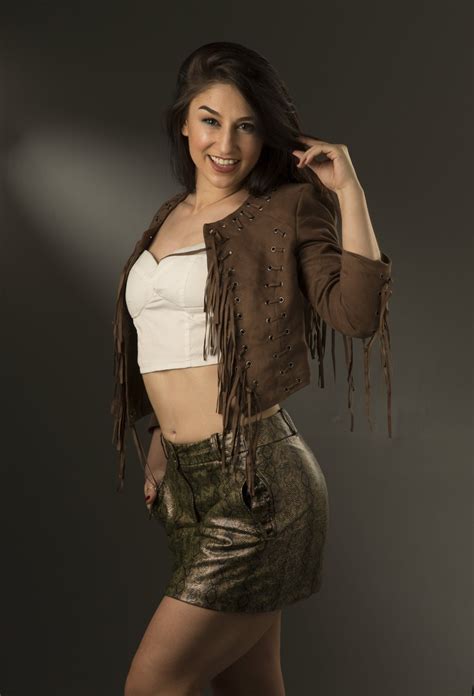 Sunshine Girl Catalina Toronto Sun Sunshine Girl Catalina Toronto Sun