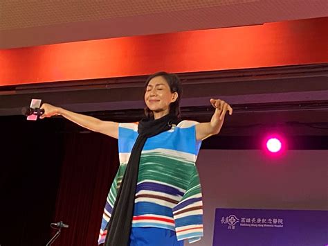 高雄長庚聽希望在唱歌演唱會 萬芳、彭佳慧開唱病友吊點滴參加 Yahoo奇摩汽車機車