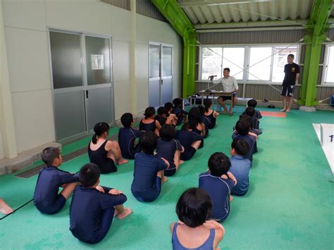 水辺の安全教室（地元の小学校授業）｜公益財団法人bandg財団