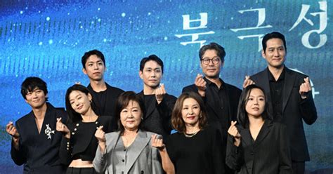 전지현·강동원 북극성 느낌 너무 좋은 느좋 조합 출격 종합