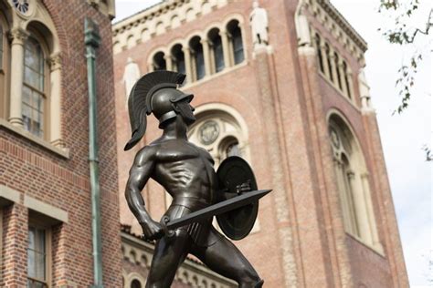 Lawsuit Says University Of Southern California Used Misleading