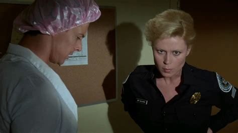 Screenshots Leslie Easterbrook