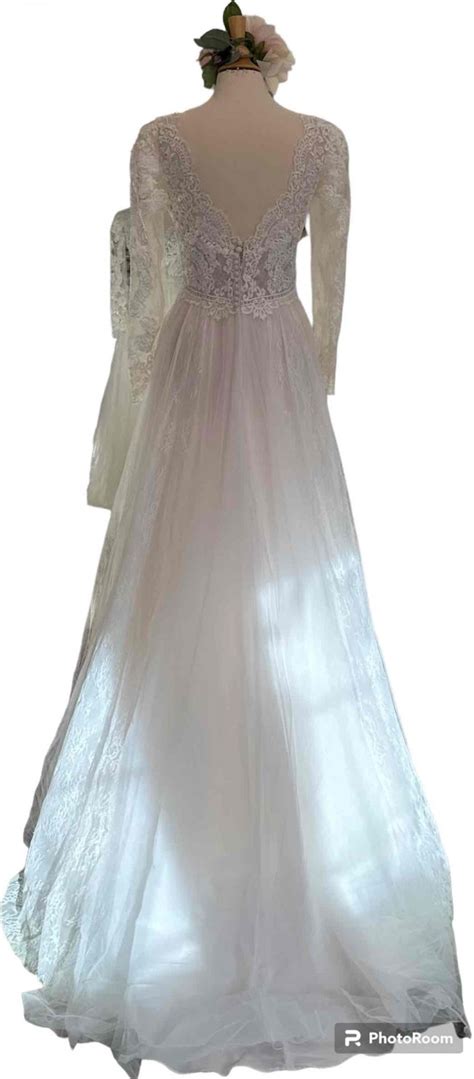Rebecca Ingram Iris Sample Wedding Dress Save 36 Stillwhite