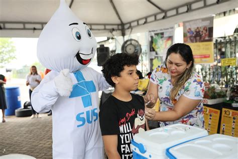 Manaus Oferta Vacina Contra Dengue Para Adolescentes De 10 A 14 Anos Em