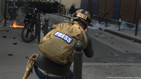 Global Press Freedom At All Time Low In 2025 Rsf Says Dw 05022025