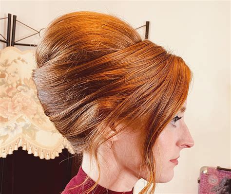 Buzzworthy Beauty 21 Beehive Hair Styles That Will Make You Bee Live Youre Beautiful