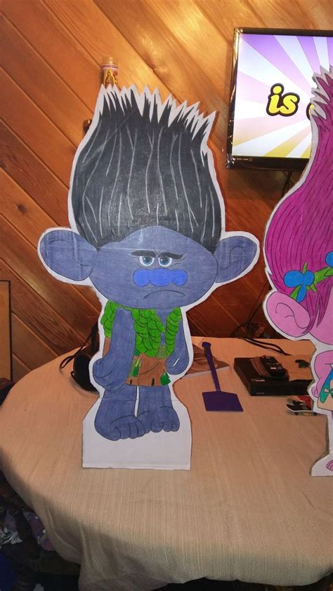 Dreamworks Trolls Branch Standing Cardboard Cutout Party Prop