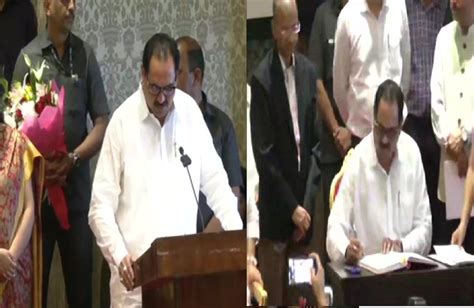 Ncp Leader Anil Patil Took Oath As Minister महाराष्ट्र में बड़ा सियासी